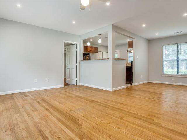 3733 Park Lane