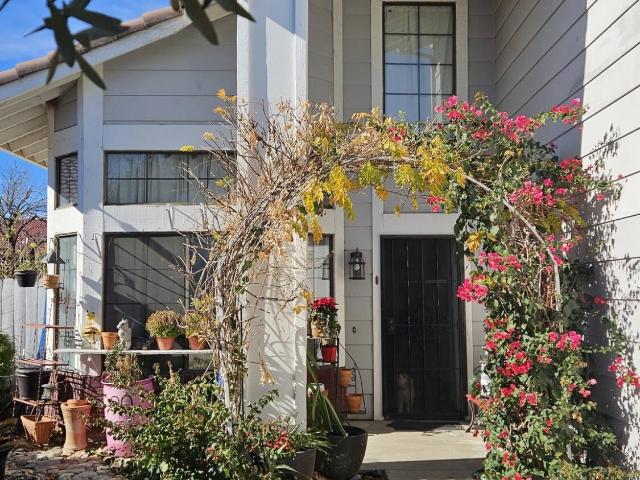 3733 th St E, Palmdale, CA 93550 | MLS #SR26009 | Compass