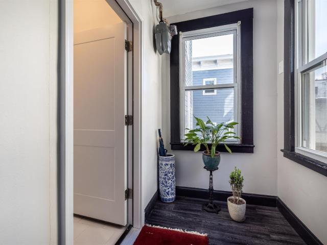 373 3rd St, Unit 1, Jersey City, NJ 07302 | Compass