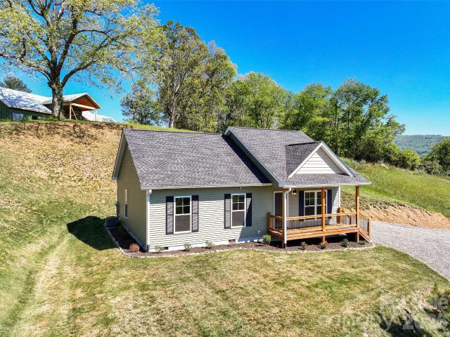 373 Barefoot Ridge