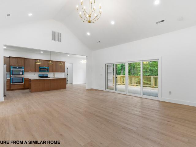 373 Hummingbird Hills Lane