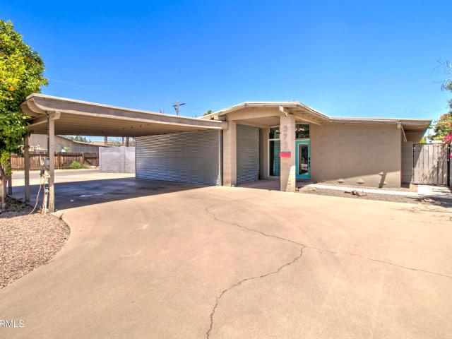 373 N Apache Drive