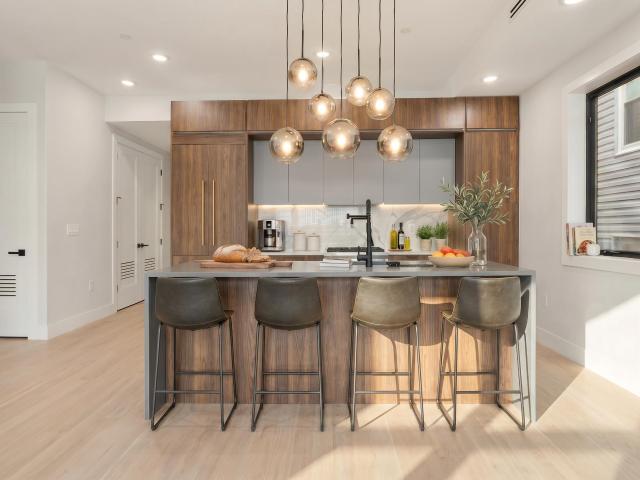 373 New York Ave # 2