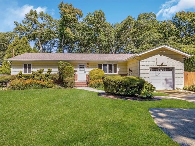 373 Nicolls Rd, Deer Park, NY 11729