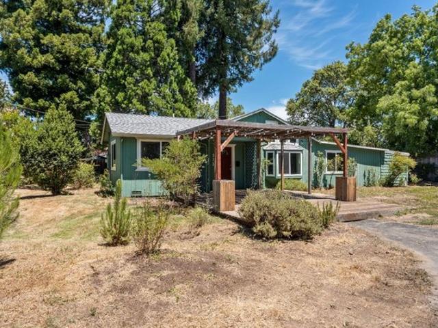373 S Lenore Ave, Willits, CA 95490
