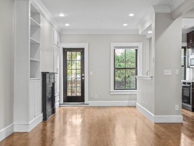 373 Shawmut Ave, Boston, MA