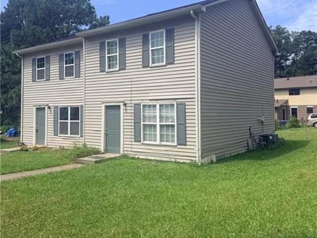 373 Sprucewood Ct, Lawrenceville, GA 30046