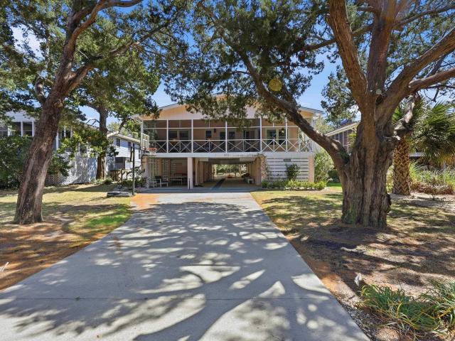 373 Sundial Dr