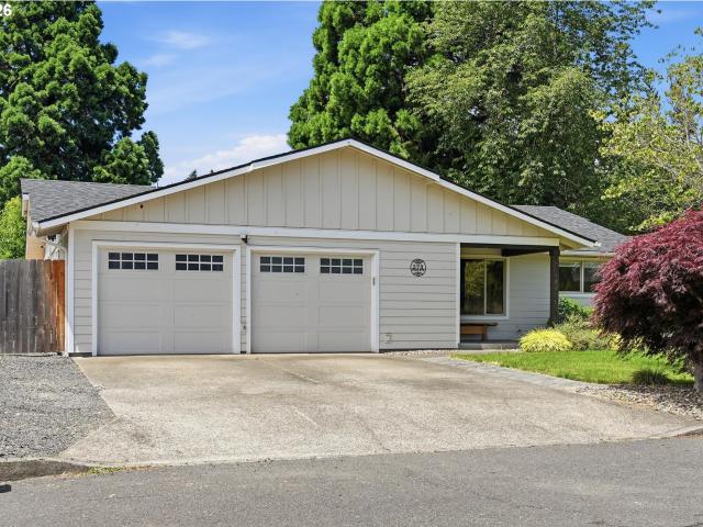 373 palm ave