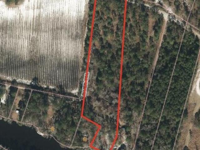 373 River Trl, Burgaw, NC 28425