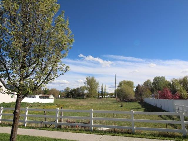373 W 300 N, Hyrum, UT 84319