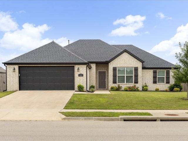 373 W Taverner Xing, Farmington, AR 72730