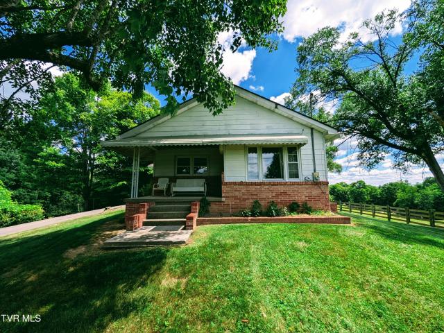 373 The Flats Drive