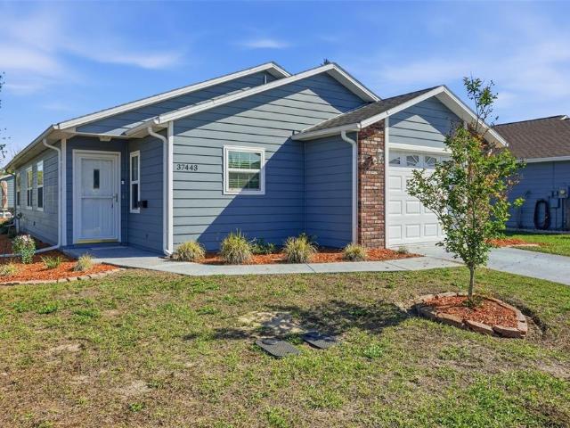 37443 Redberry Ct, Zephyrhills, FL 33542 | MLS #TB8487