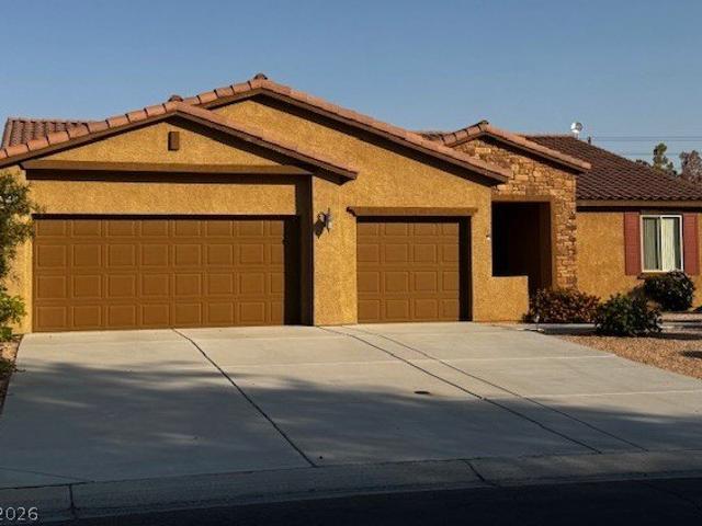 3744 River Heights Ln, Logandale, NV 89021