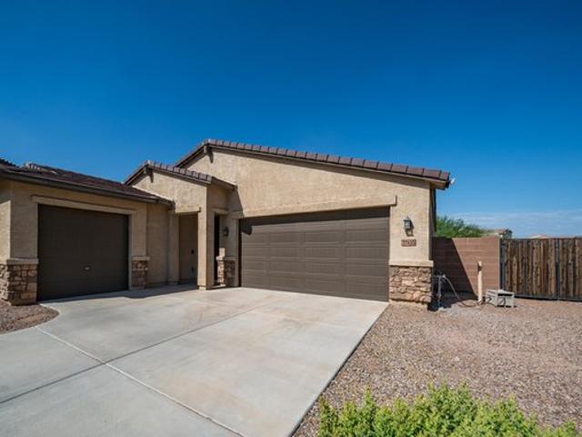 37455 N Glen Echo Dr, San Tan Valley, AZ 85140