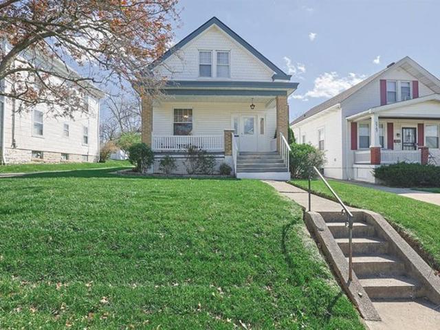 3745 Applegate Ave, Cheviot, OH 45211