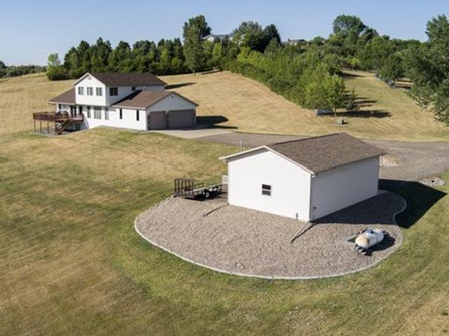 3745 Hidatsa Pl N, Mandan, ND 58554