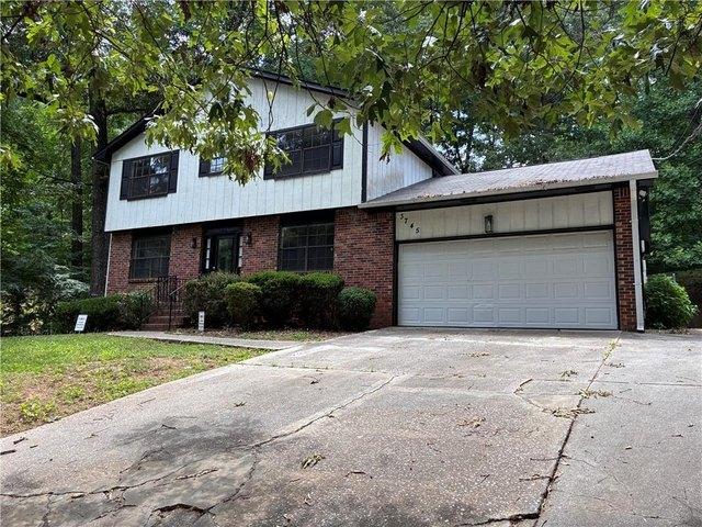 3745 Londonderry Ct, Lithonia, GA 30038