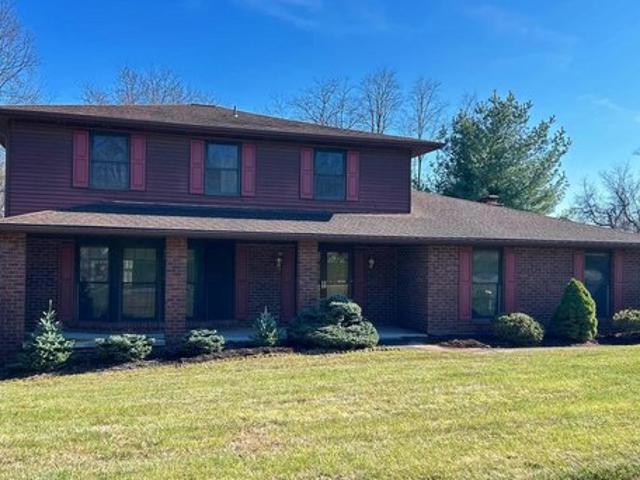 3745 Starview Dr, York, PA 17402