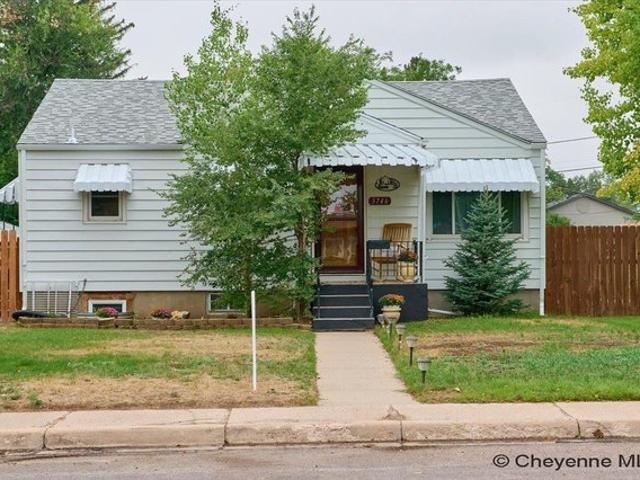 3746 Cribbon Ave, Cheyenne, WY 82001