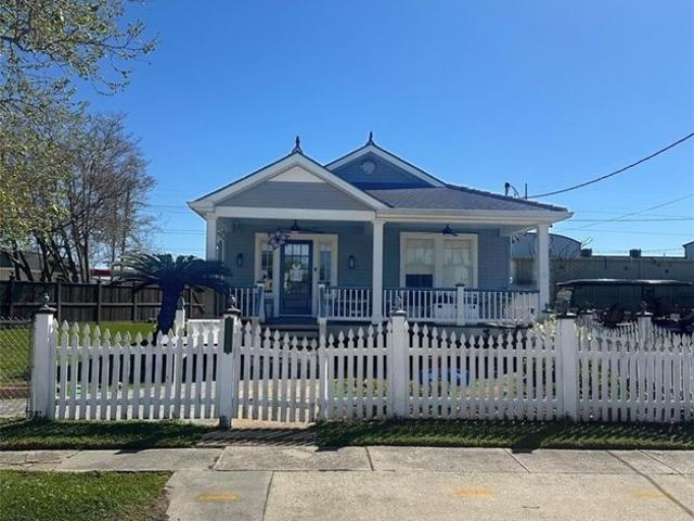 3746 Johnson St, Metairie, LA 70001