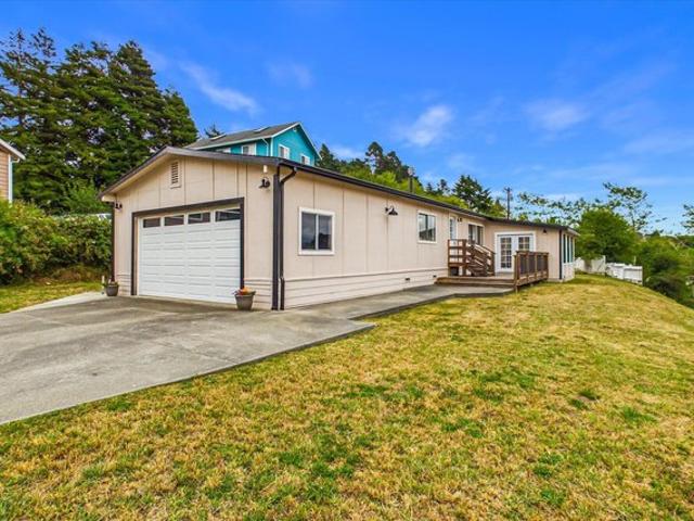 3746 Jones Ct, Fortuna, CA 95540