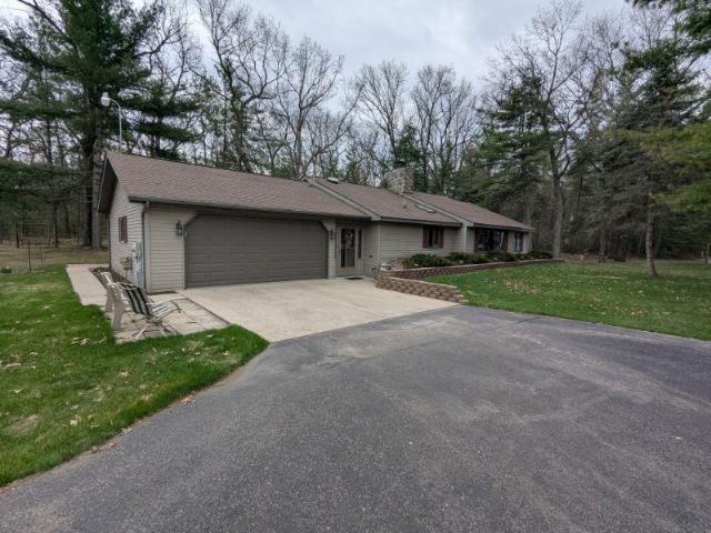 3747 Cayuga Trail