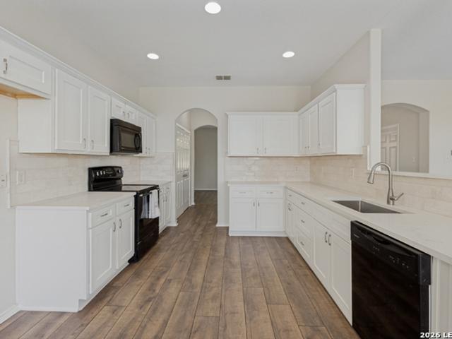 3747 Columbia