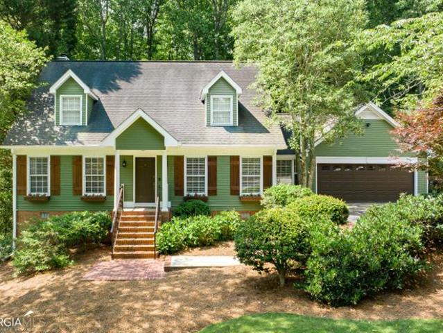 3748 Corinth Dr, Gainesville, GA 30506