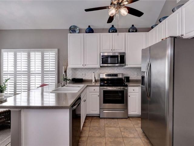 3748 Lake Powhatan