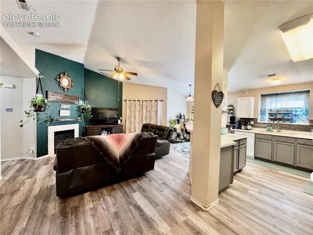3748 Riviera Grove # 203