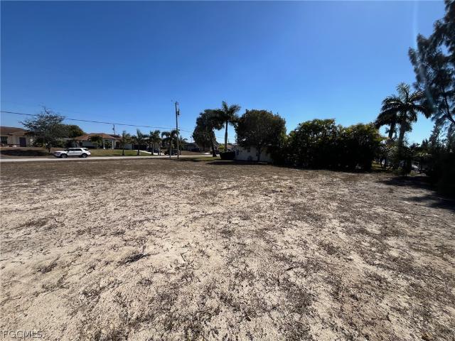 3748 SW 11th Pl, Cape Coral, FL 33914 | MLS #2026006
