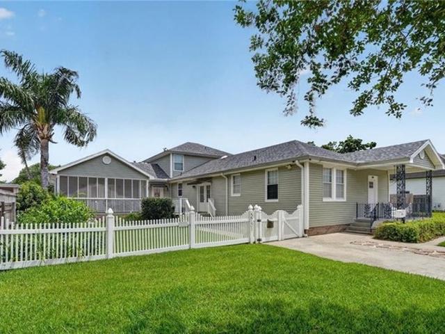 3749 Bauvais St, Metairie, LA 70001