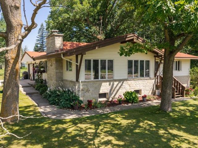 3749 Sheridan Rd, Lewiston, MI 49756