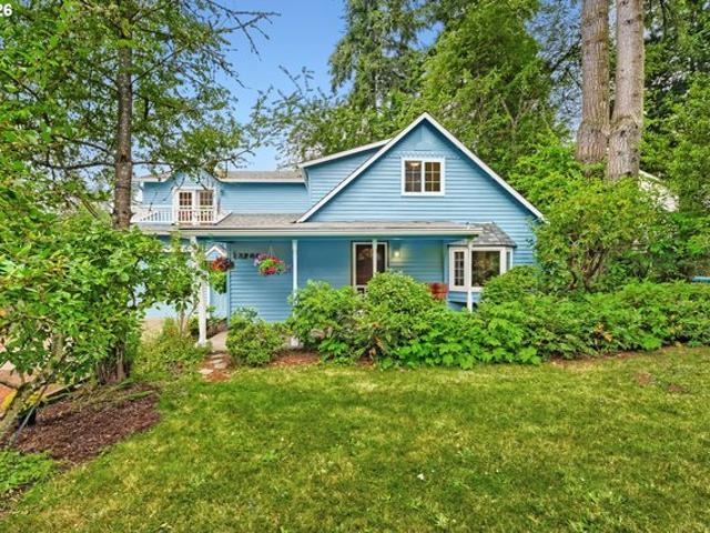 3740 SW Comus St, Portland, OR 97219