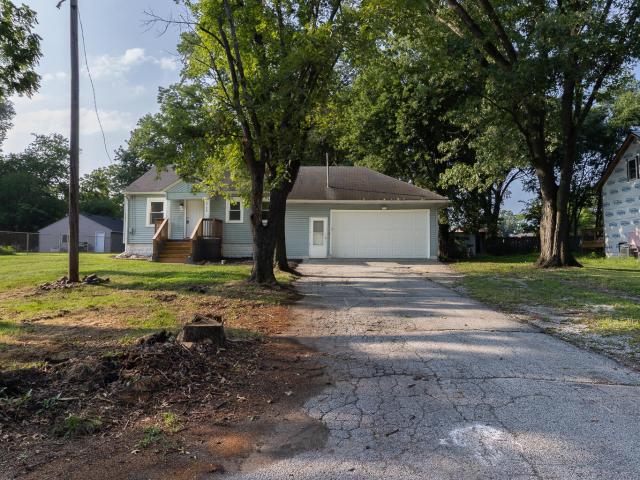 3740 W 48th Place