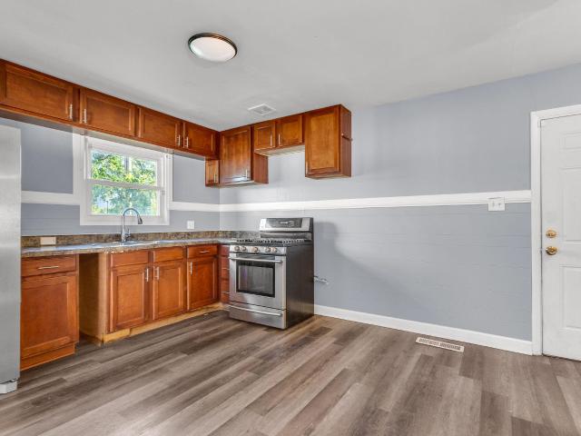 3741 E 165th Street