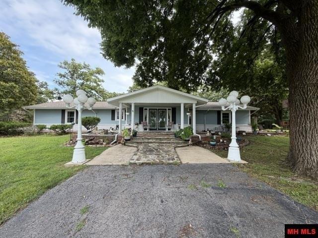 3741 Sycamore Springs Rd, Mountain Home, AR 72653