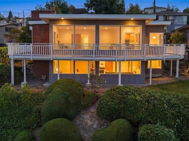 3741 33rd Ave SW, Seattle, WA 98126