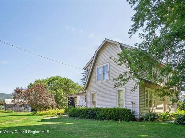 3742 New York 30, Middleburgh, NY 12122