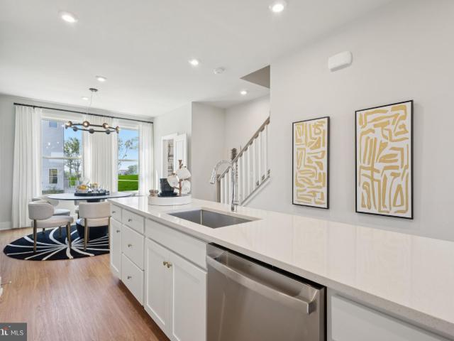 3742 District Dr, Woodbridge, VA 22193 | MLS #VAPW2122