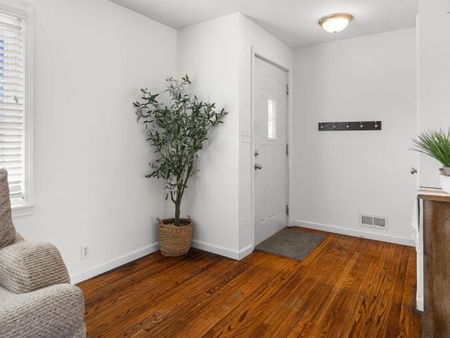 3742 Union Street