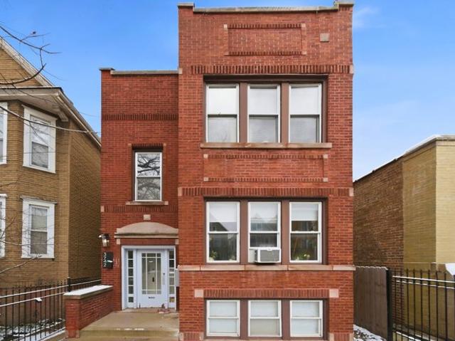 3742 W Diversey Ave, Chicago, IL 60647