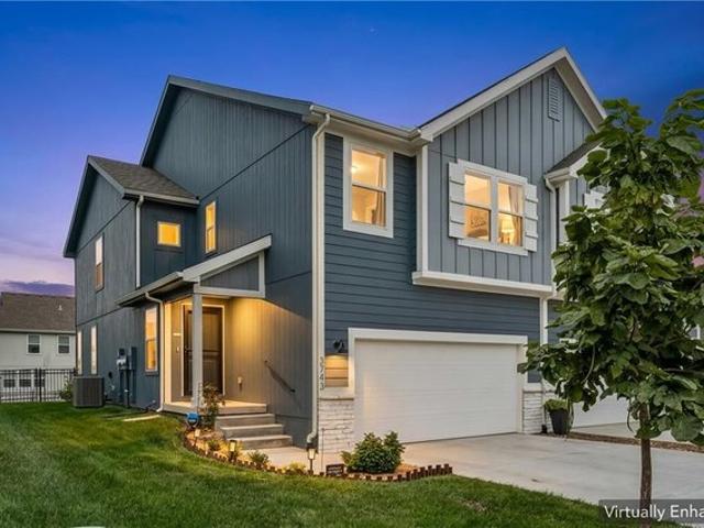 3743 SW Clayton Pl, Lee's Summit, MO 64082