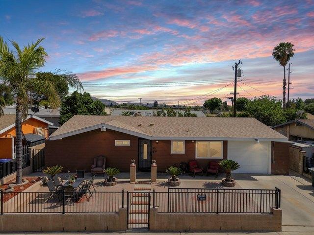 374 Crystal Dr, San Jacinto, CA 92583
