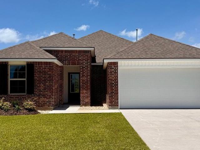 374 Crowne Parc Dr, Opelousas, LA 70570