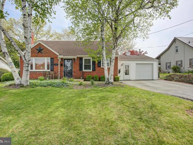 374 Glen St, Chambersburg, PA 17201