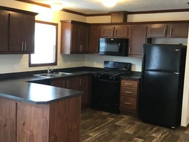 374 E Woodside Ter, Holland, OH 43528