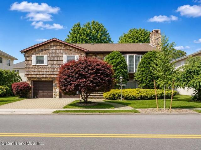 374 Foster Rd, Staten Island, NY 10309